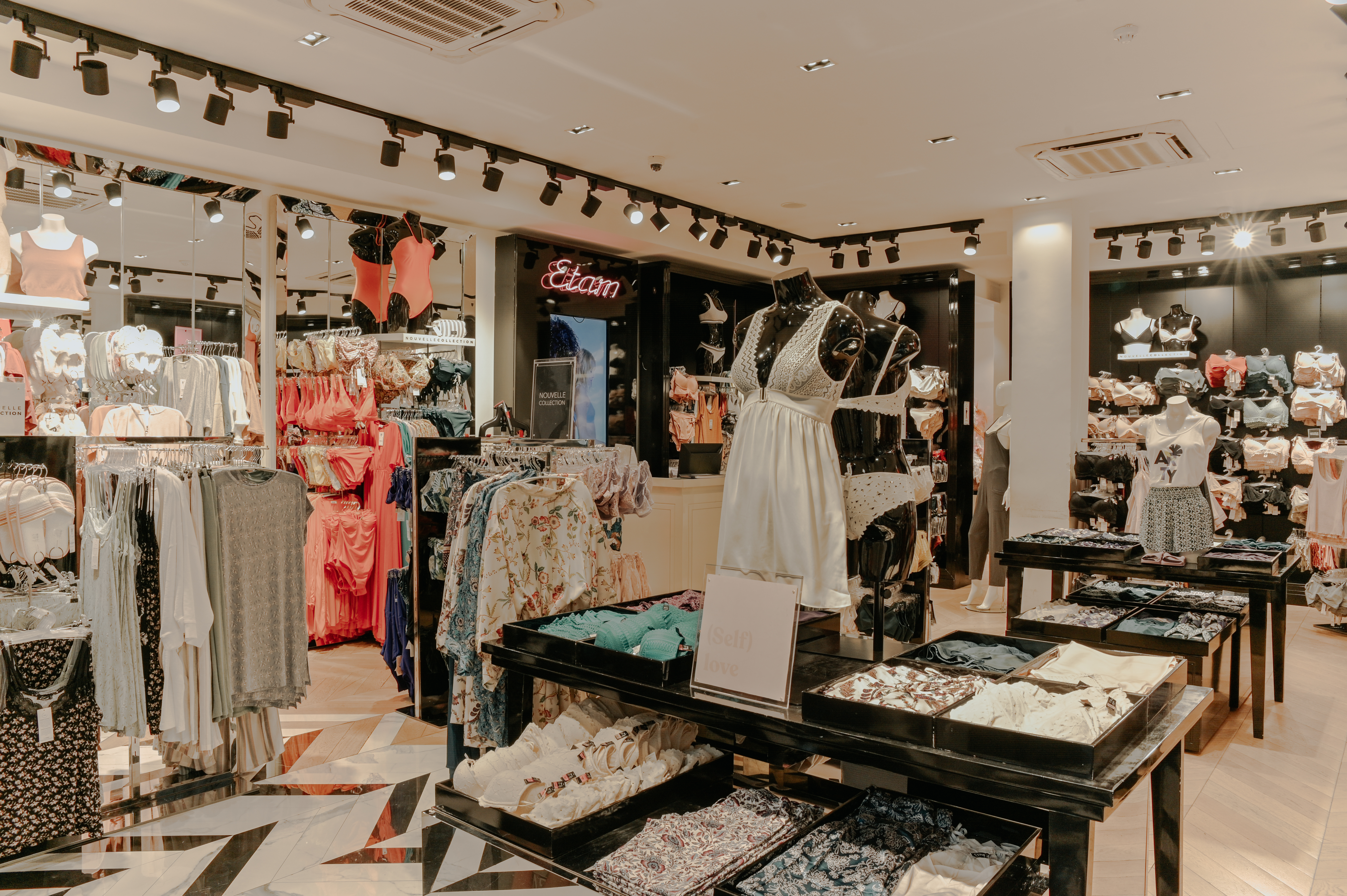 Etam | Bagatelle Mall & So’flo