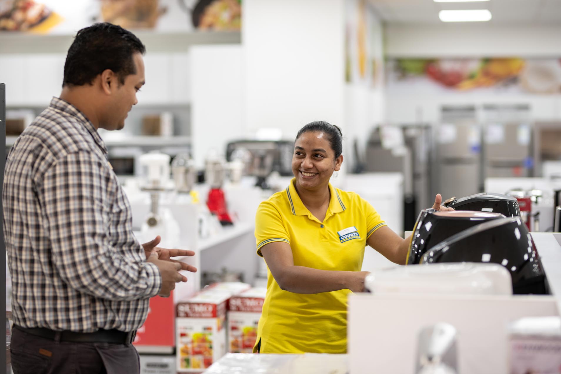 Courts Mammouth | Ascencia Malls