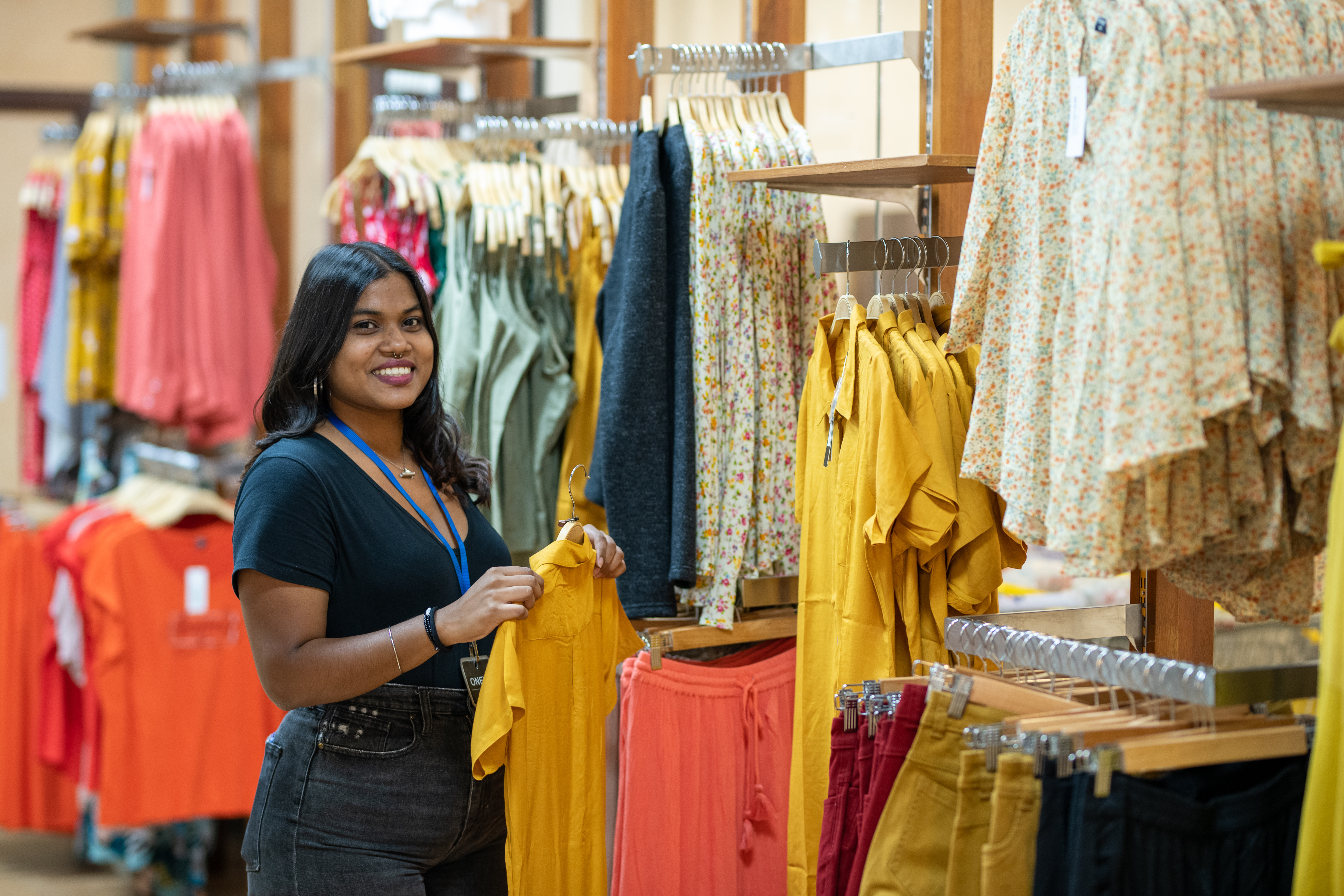 ONEYE | Ascencia Malls